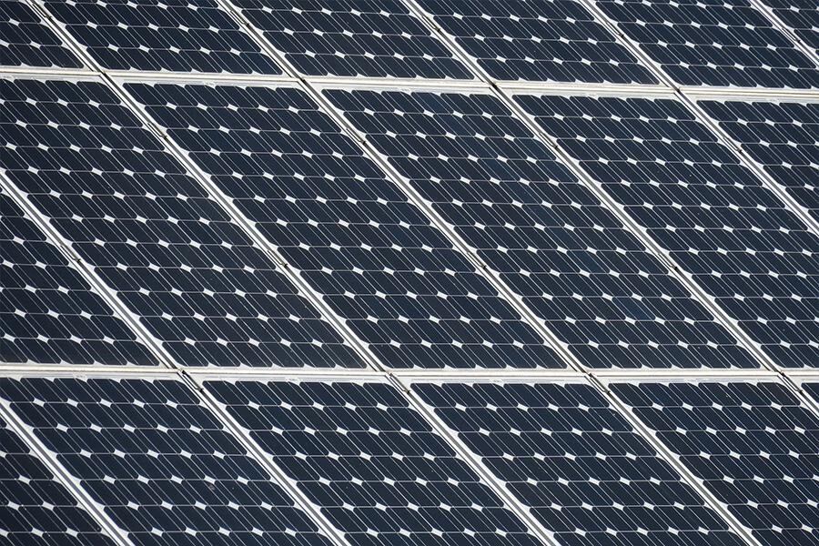 Black Solar Panels: Top 5 Reasons Why European Customers Love Them