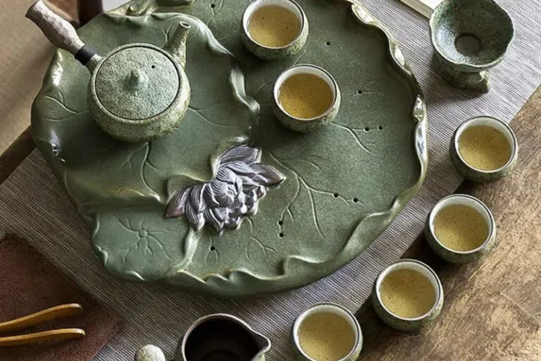 Steeping into the Future: The Evolution and Trends of Tea Sets in 2024