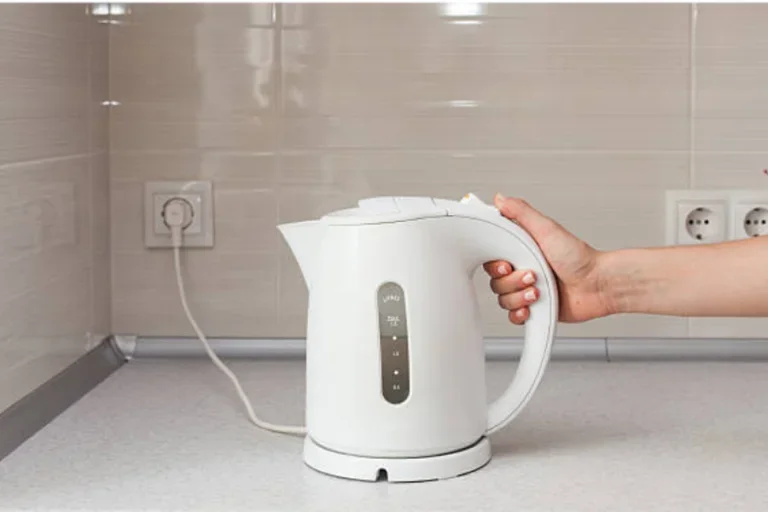 Review Analysis of Amazon’s Hottest Selling Electric Kettles in the US