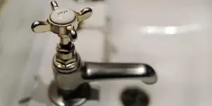 Johnson Controls Unveils Water-To-Water Heat Pump for Commercial ...