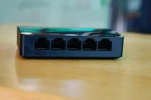Network Hubs vs. Switches: A Complete Guide