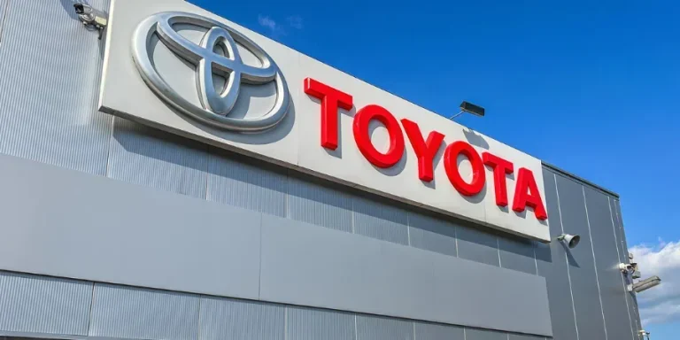 Toyota, NTT Umumkan Investasi R&D Sebesar $3.3 Miliar untuk Memajukan ...