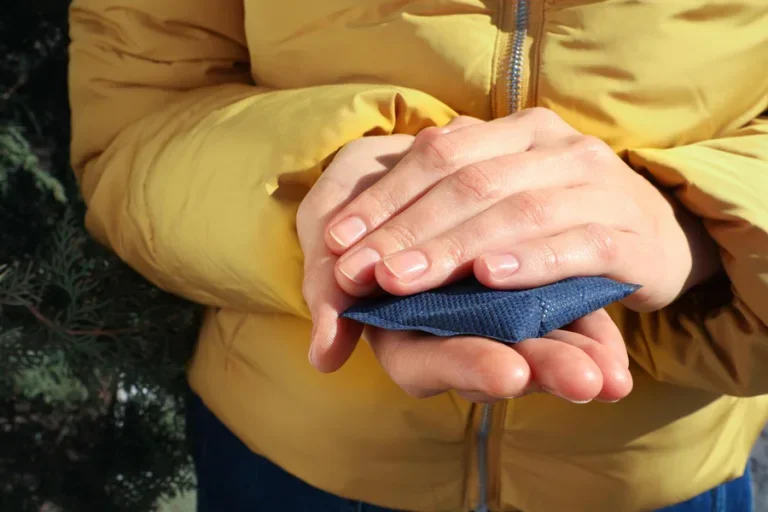 Selecting the Best Hand Warmers for 2025: A Guide to Key Types and Top ...