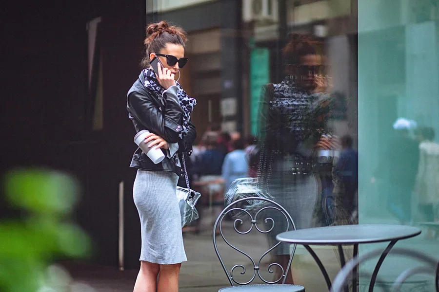 How to Nail the Sleek Chic Style in 2025