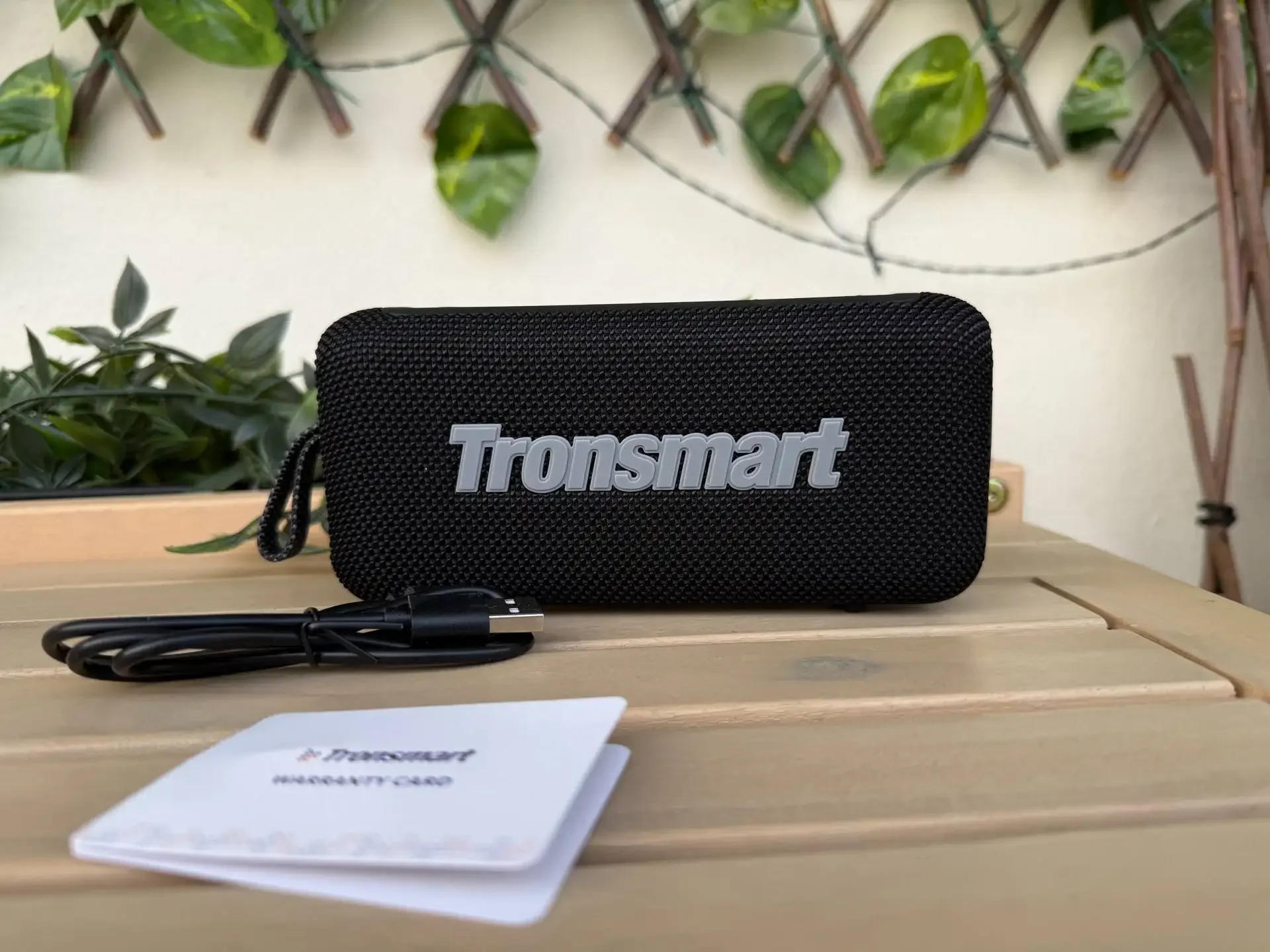 Reseña del Tronsmart Trip 2: Altavoz pequeño, gran personalidad