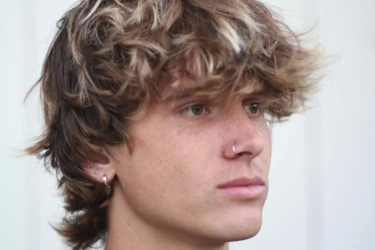From Edgy to Elegant: Your Complete Curly Mullet Wig Guide